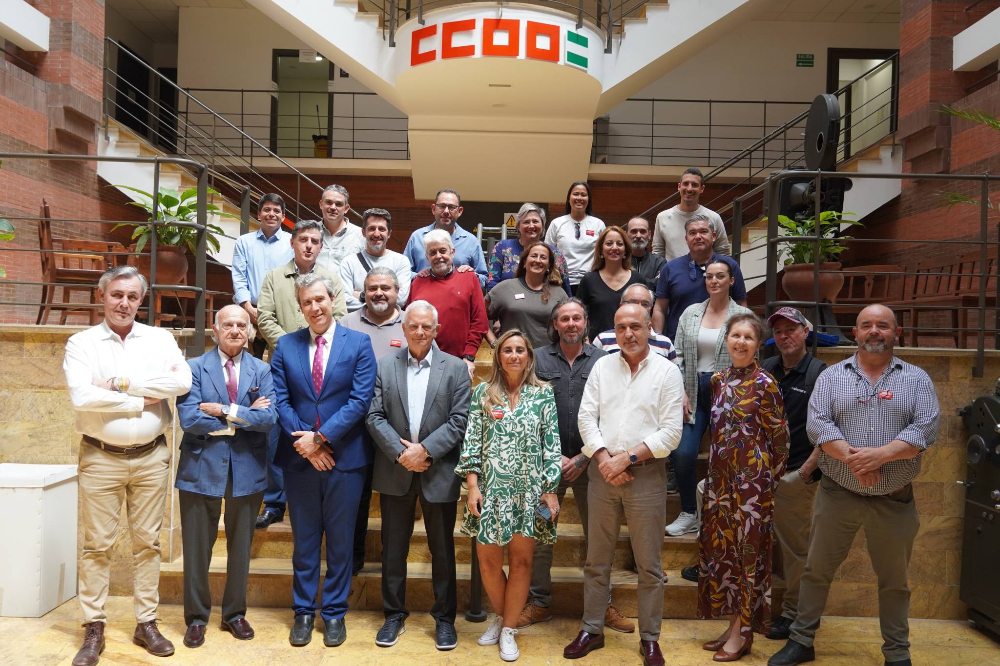 CCOO y UGT acaban de firmar un nuevo convenio de hostelería con subida ...